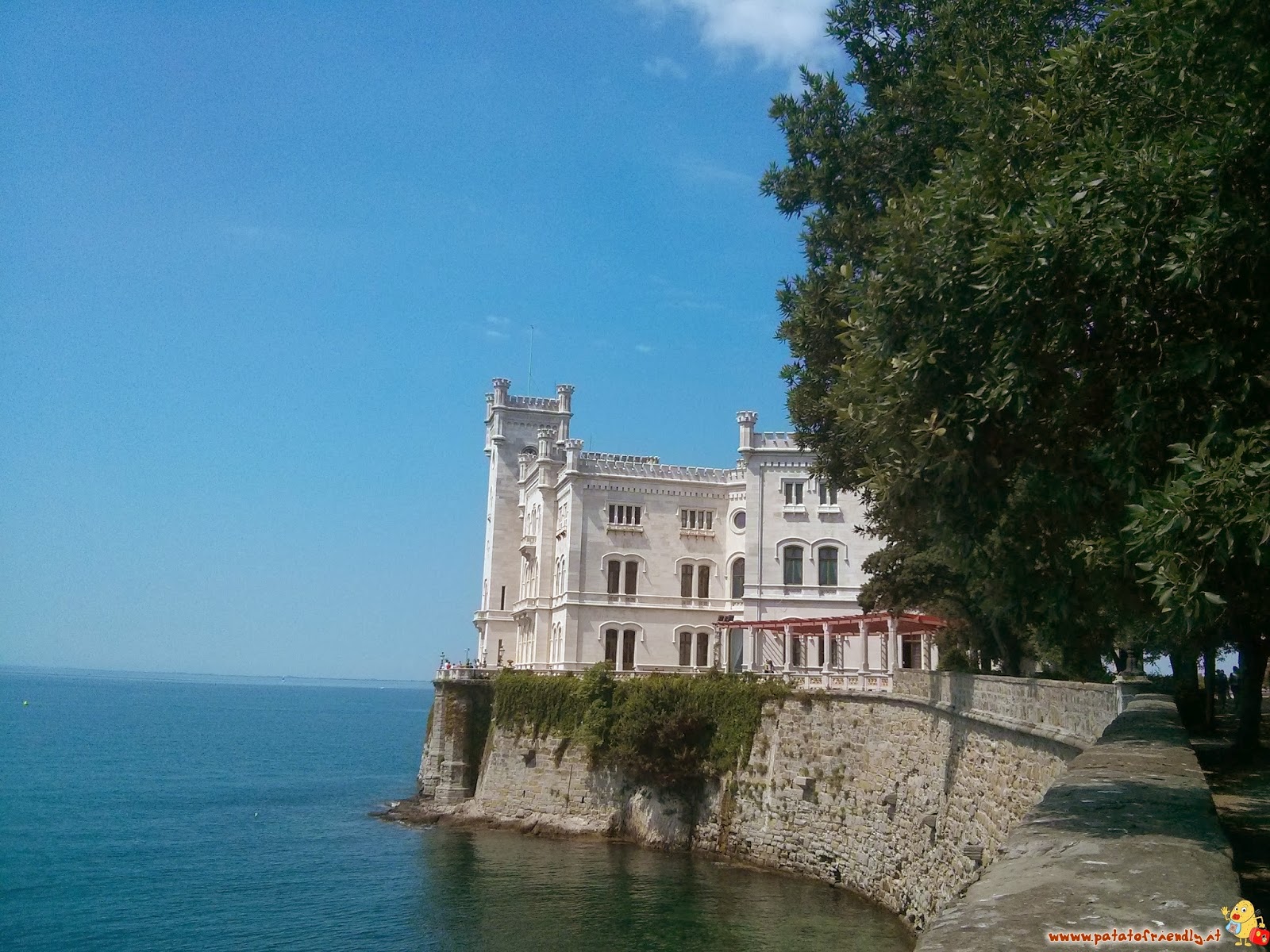 Miramare Castle: a family trip close to Trieste - Patatofriendly